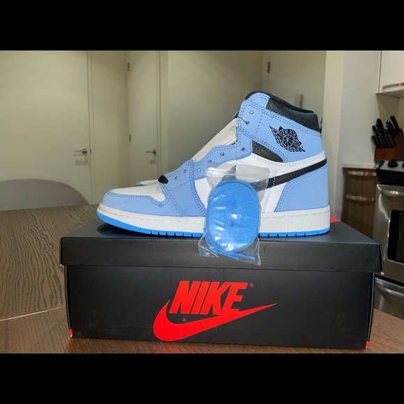 Nike MLB | Shoes | Mens Size 8 Jordan University Blue Never Worn Stockx ...